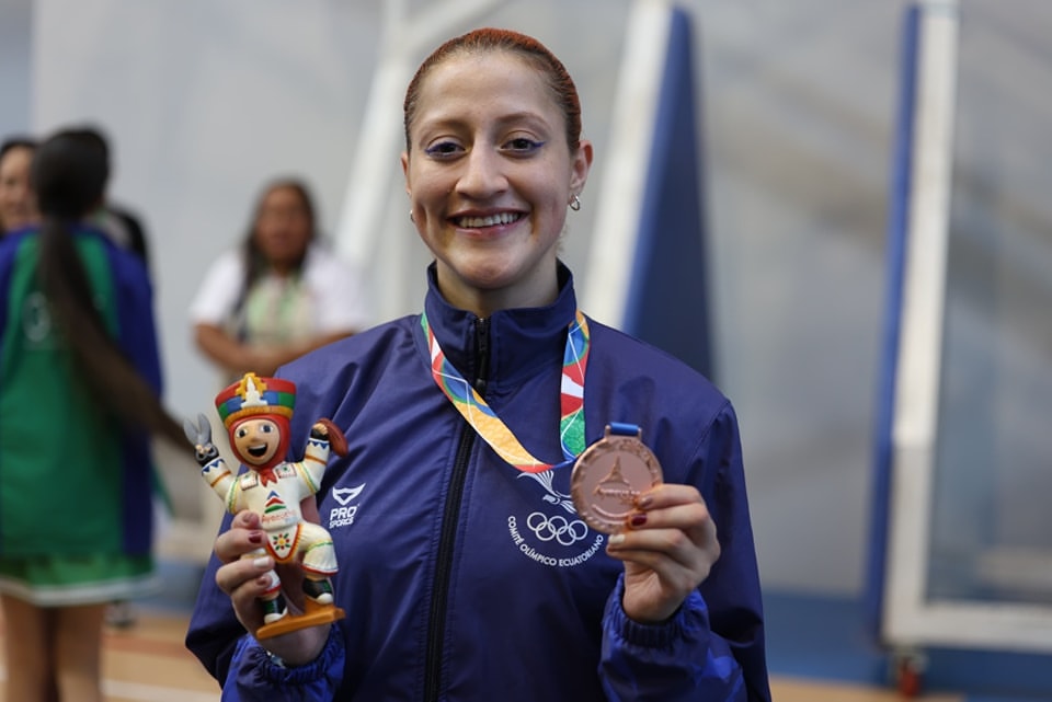 Lili Alvarado Gana Bronce en Kumite en los Juegos Bolivarianos - Big Events